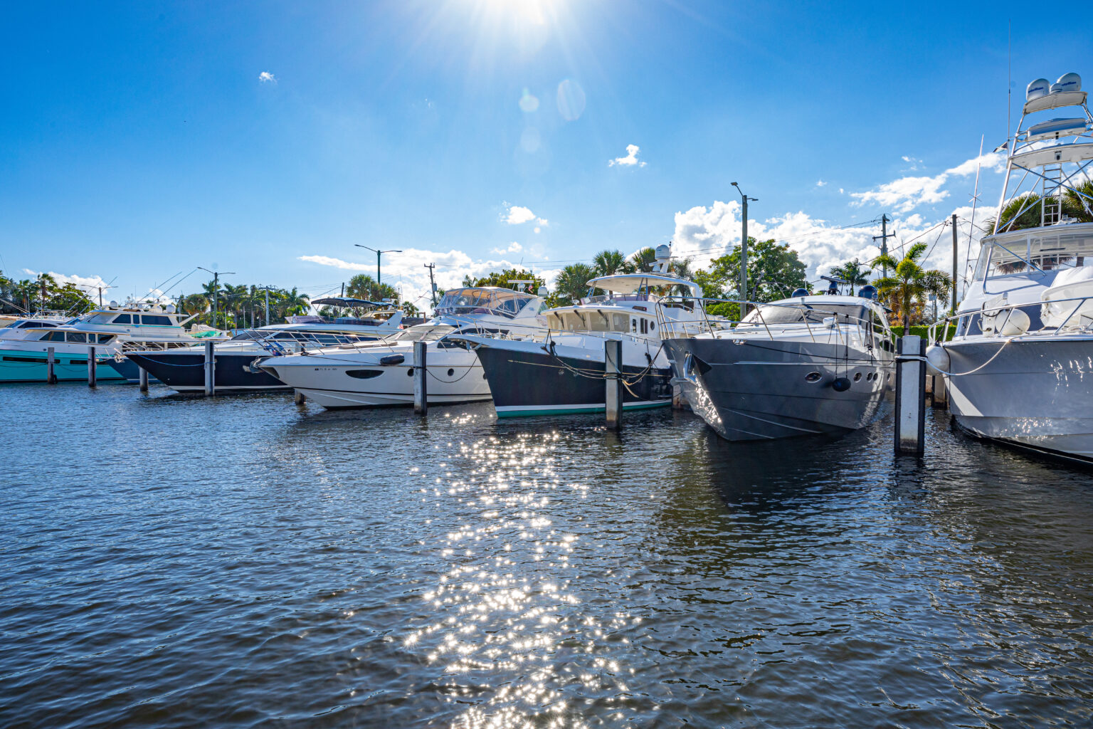 Boat Slips, Yacht Slips, Dry Storage | Harbour Towne Marina